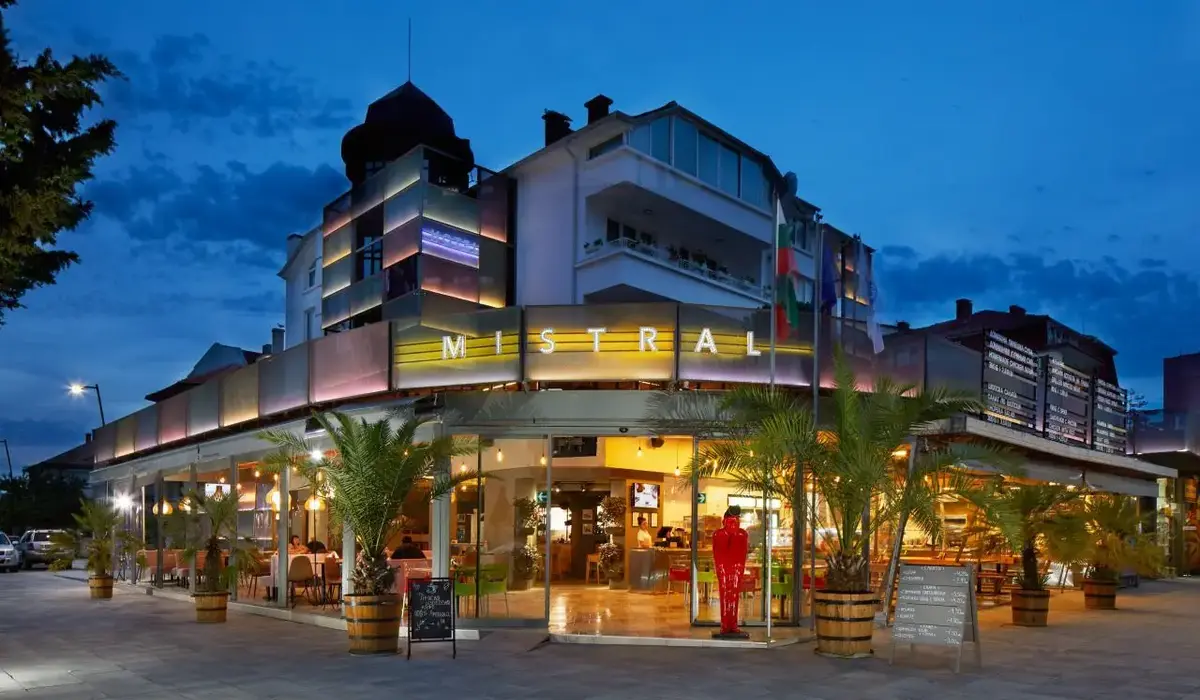 Hotel Mistral (Nessebar) (cena, opinie, zdjęcia) Nessebar, Riwiera ...