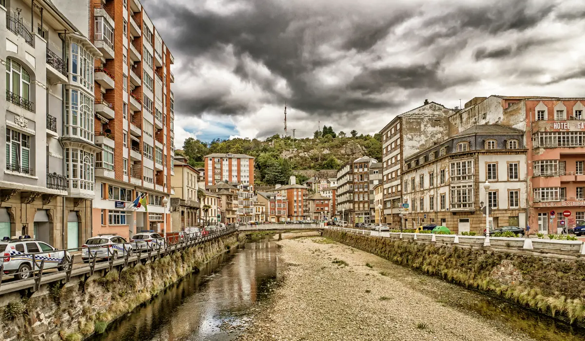 Asturia Przewodnik - zabytki, ceny, pogoda, atrakcje - Urlop.pl
