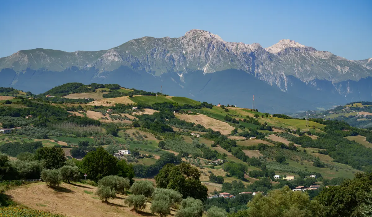 Abruzja Przewodnik - zabytki, ceny, pogoda, atrakcje - Urlop.pl